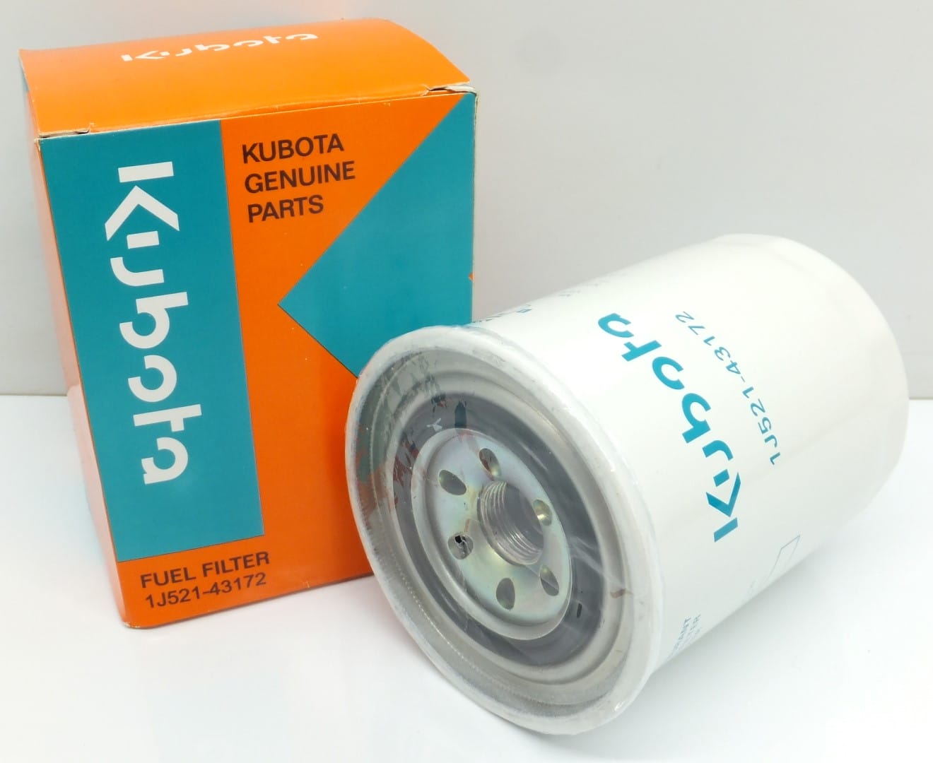 1J52143172 Kubota Fuel Filter - EG COLES